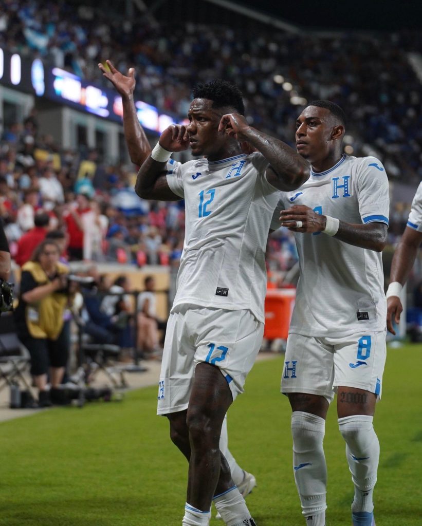 Rommel Quioto y Dixon Ramírez resucitaron a la H - Futbol Quetzal